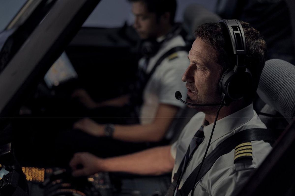 Plane review: a fun and schlocky Gerard Butler actioner - Outtake